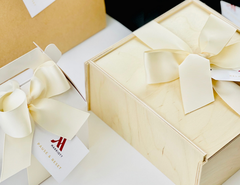 Corporate – Shop Box Bar